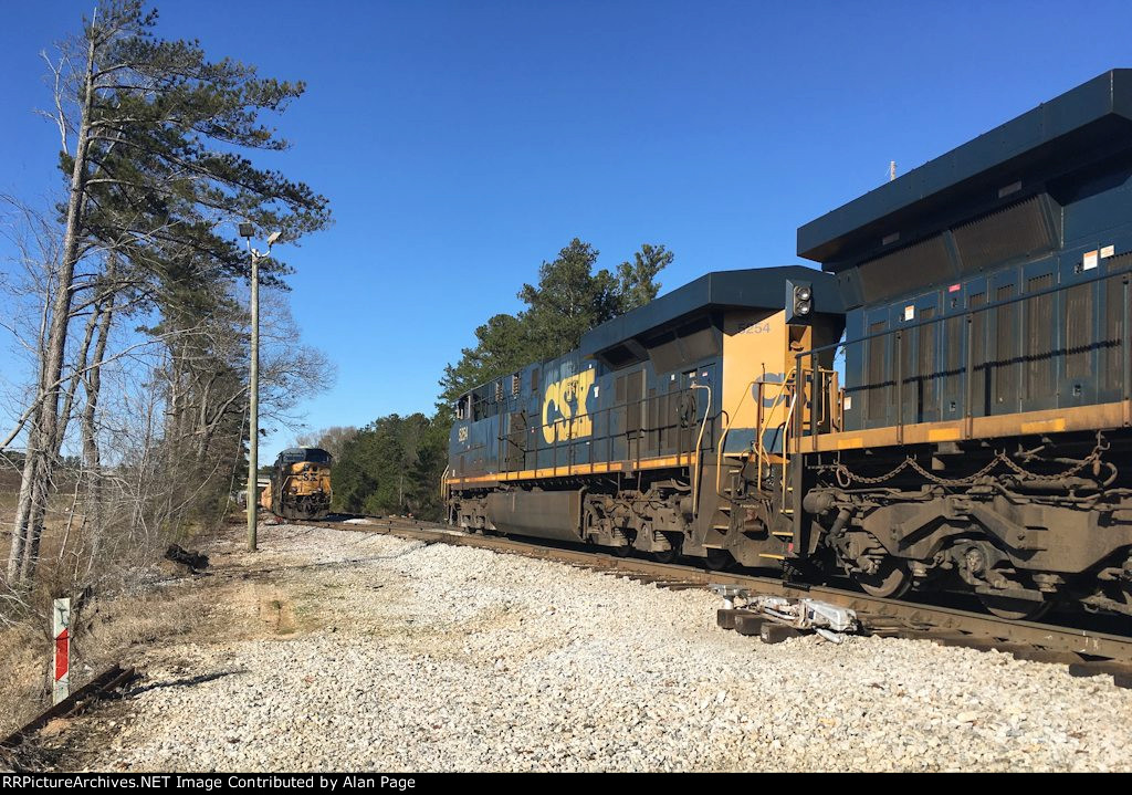 CSX 804 and 5254